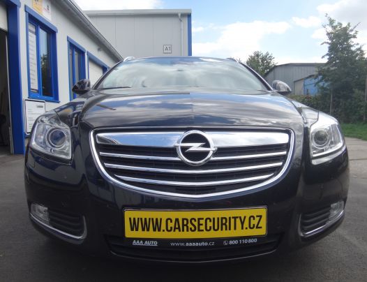 Opel Insignia montáž zámku volantu Zeder lock | CarSecurity.cz