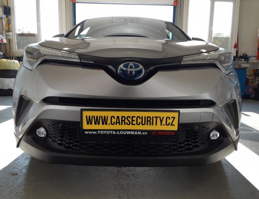 Toyota C-HR Hybrid instalace VAM R1 | CarSecurity.cz